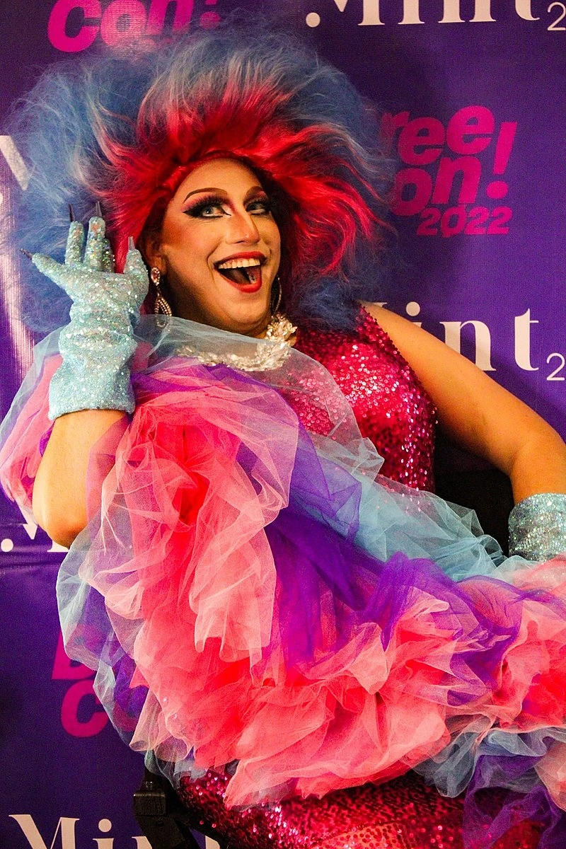 Mama Bree! | RuPaul's Drag Race Wiki | Fandom