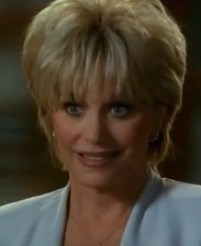 Alice White | Wiki Lois & Clark : les nouvelles aventures de Superman ...