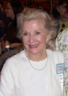 Phyllis Coates | Wiki Lois & Clark : les nouvelles aventures de ...