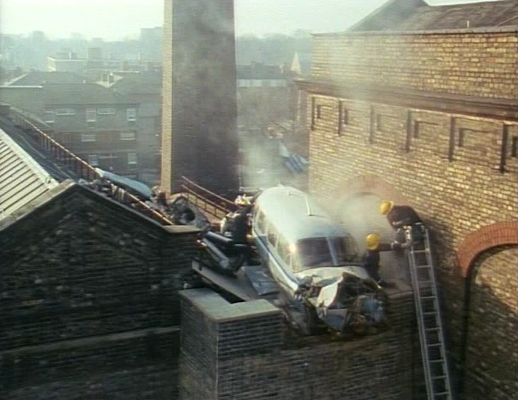 Episode 1 (series 4) | London's Burning Wiki | Fandom