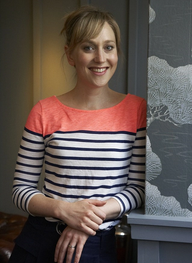 Hattie Morahan | Wonderland Wiki | Fandom