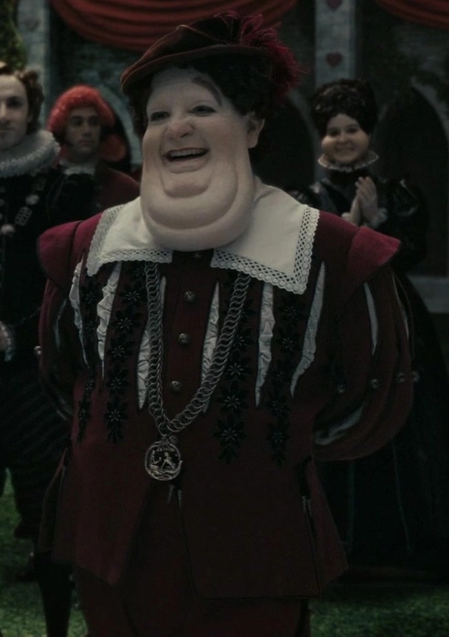 Man with Large Chin | Wonderland Wiki | Fandom