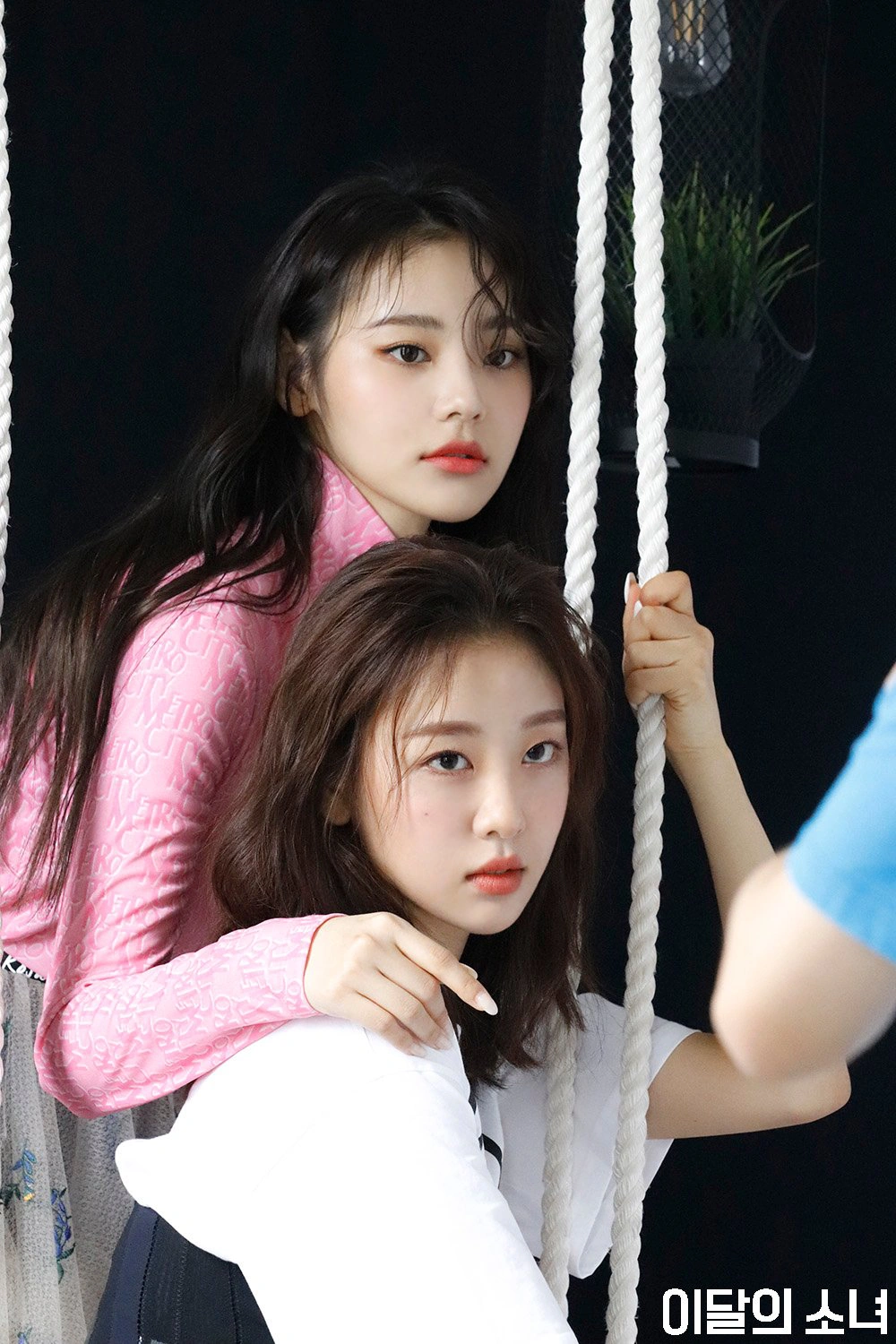 YveSoul: Gallery | LOOΠΔ Wiki | Fandom