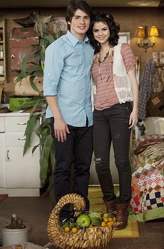 Mason Greyback | Wiki Los hechiceros de waverly place es | Fandom