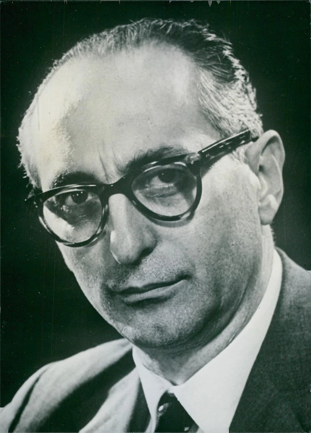 Entrevista a Arturo Frondizi en Tiempo Nuevo (fragmento televisivo ...