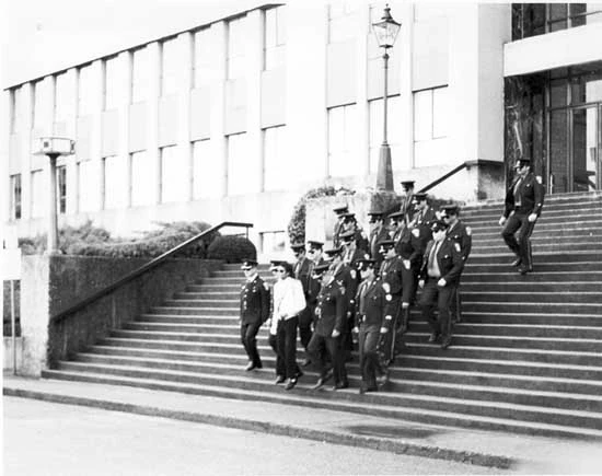Michael Jackson con la policía de New Westminster (grabación inédita ...