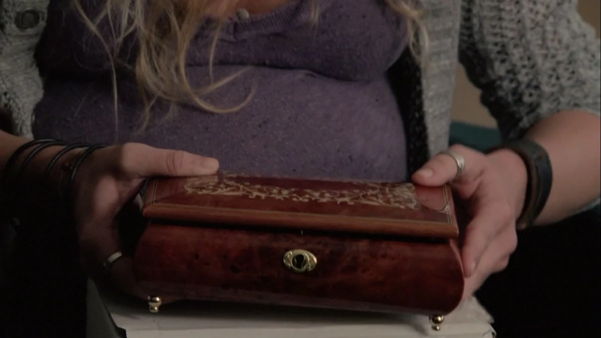 Claire's music box | Lostpedia | Fandom