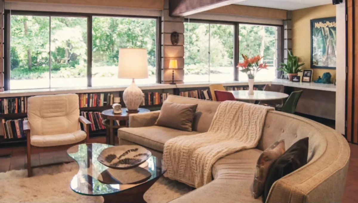 Easy Living | Lostwave's Finest Wiki | Fandom