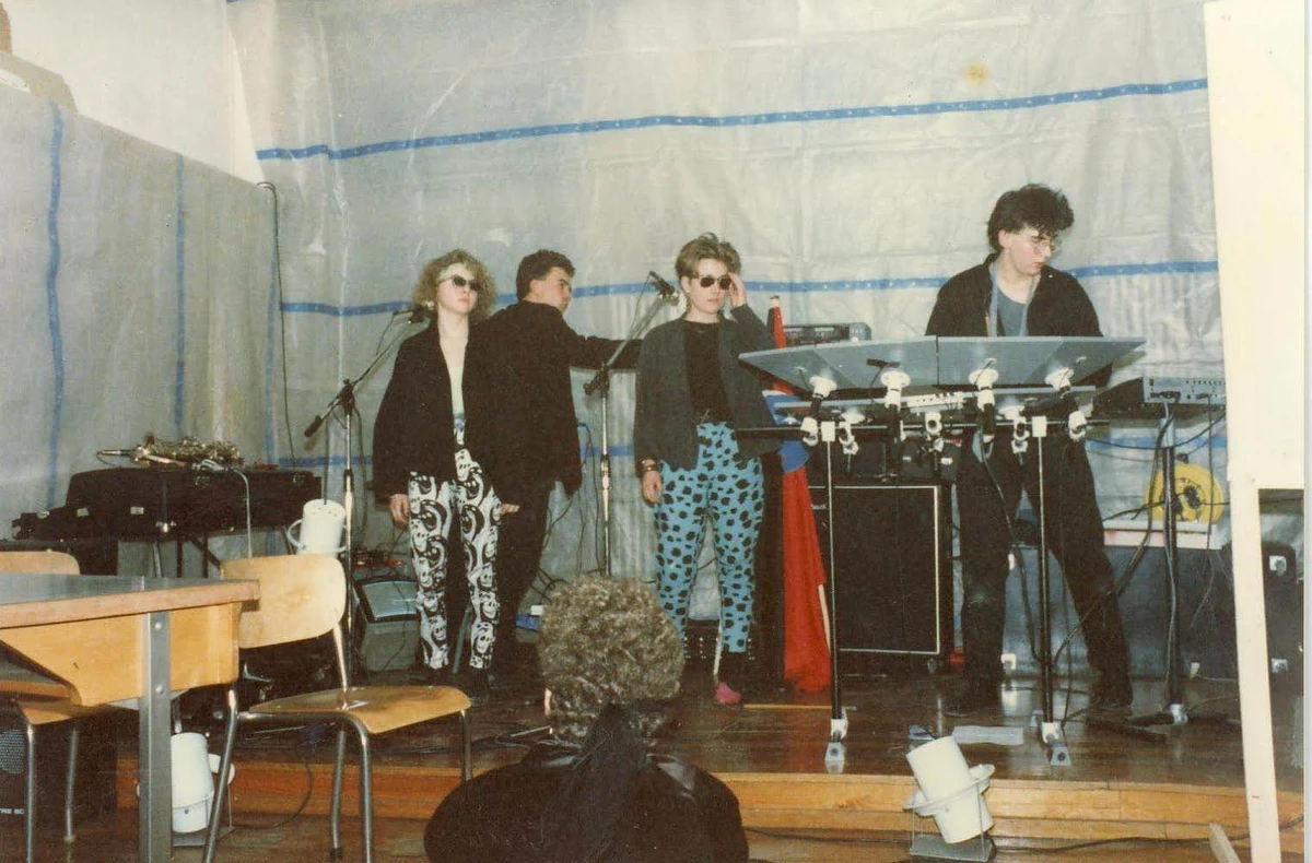 HET | Lostwave's Finest Wiki | Fandom