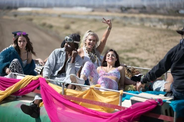 Best Behaviour | Louisa Johnson Wiki | Fandom