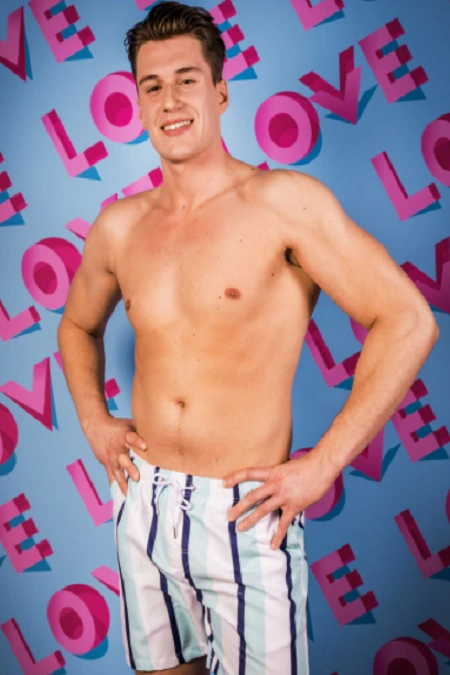 Leon Hettwer | Love Island ITV Wiki | Fandom