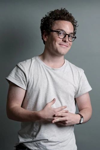 Joshua McGuire | Lovesick Wiki | Fandom