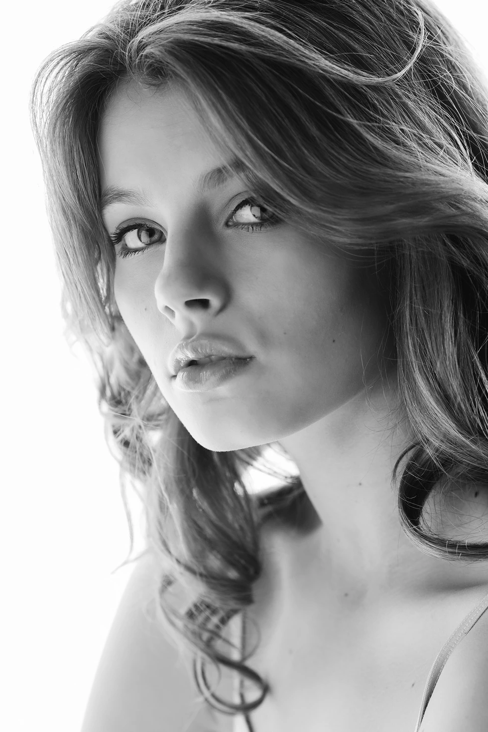 Irina Stanescu | Lucerne Wiki | Fandom