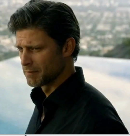 Robbie Russell Sr. | Wiki Lucifer | Fandom