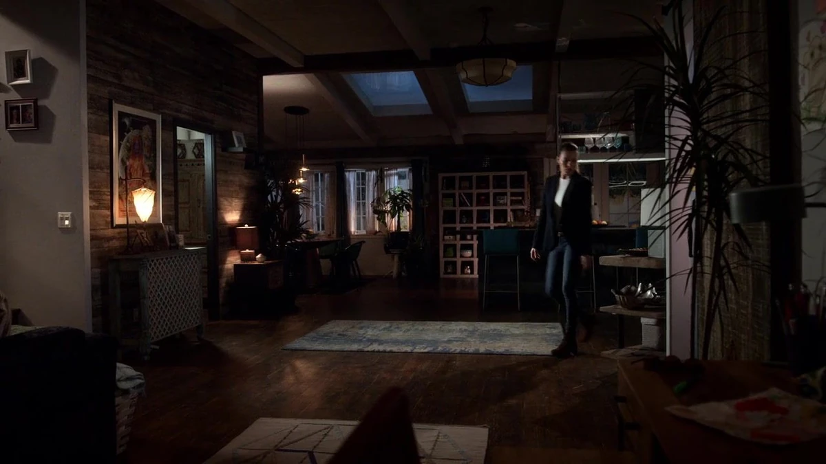 Chloe Decker's Apartment | Lucifer Wiki | Fandom