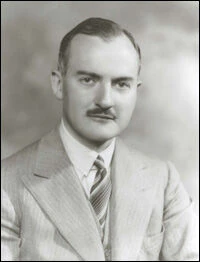 Max Mallowan | Wiki L'univers d'Agatha Christie | Fandom