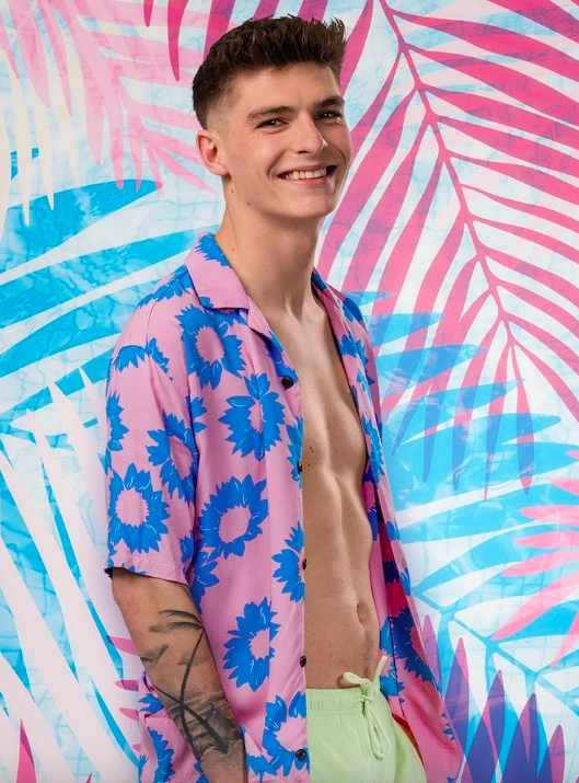 Seth Hargrove | Luv Island Wiki | Fandom