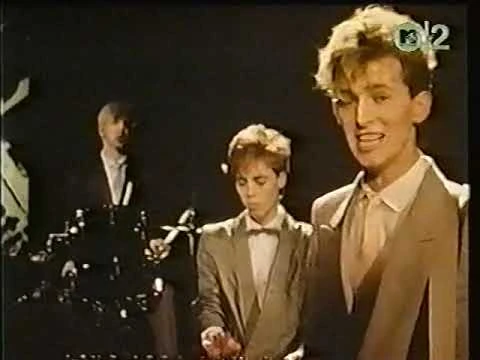 I Hear Motion | Music Video Wiki | Fandom