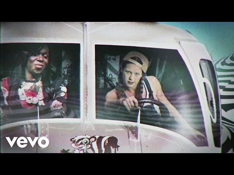 Club Now Skunk | Music Video Wiki | Fandom