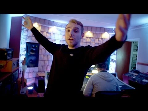 Dejlig | Music Video Wiki | Fandom