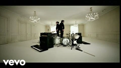 Pogo | Music Video Wiki | Fandom