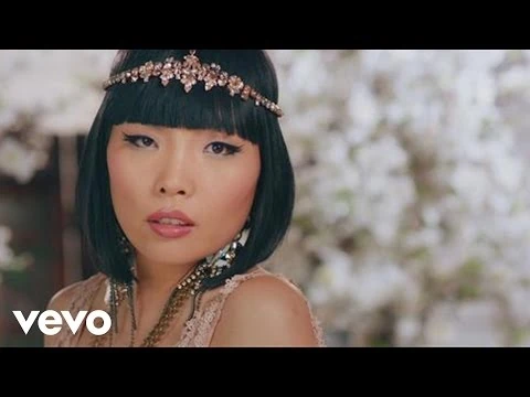 Gladiator (Dami Im) | Music Video Wiki | Fandom