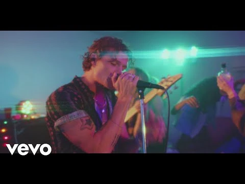 Sara (We Three) | Music Video Wiki | Fandom