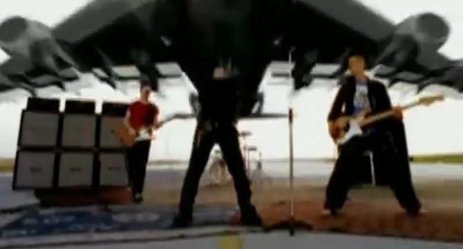 Category:Videos featuring airplanes | Music Video Wiki | Fandom