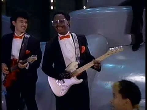 Lovelite | Music Video Wiki | Fandom