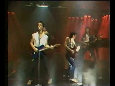 Never Let Me Go (Avion) | Music Video Wiki | Fandom