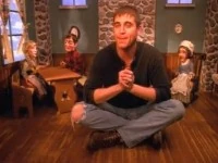 Mari-Mac | Music Video Wiki | Fandom