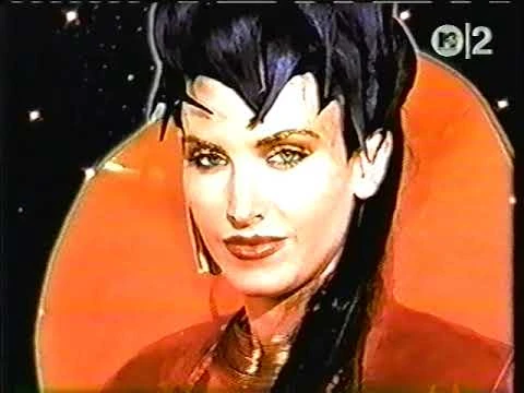Space Queen | Music Video Wiki | Fandom