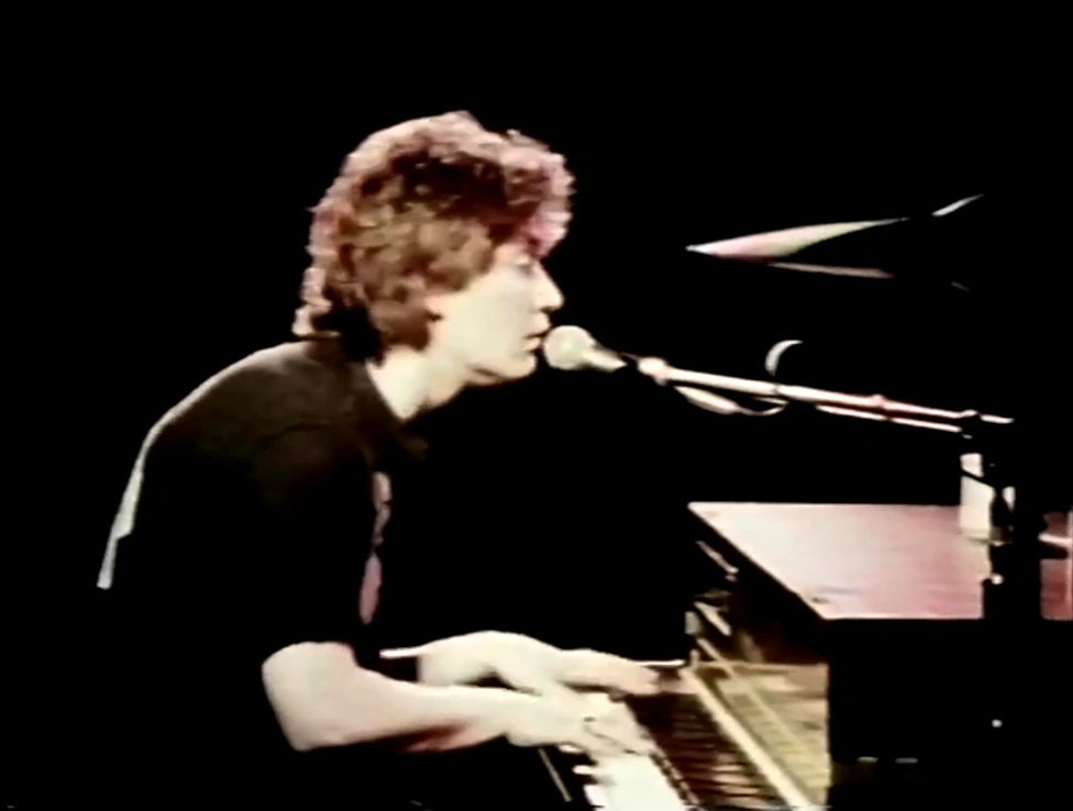 Diamonds (Chris Rea) | Music Video Wiki | Fandom