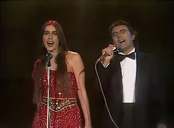 Felicita | Music Video Wiki | Fandom