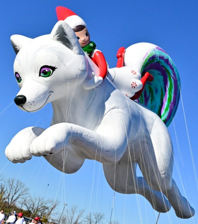 Extraordinary Noorah | Macy's Thanksgiving Day Parade Wiki | Fandom