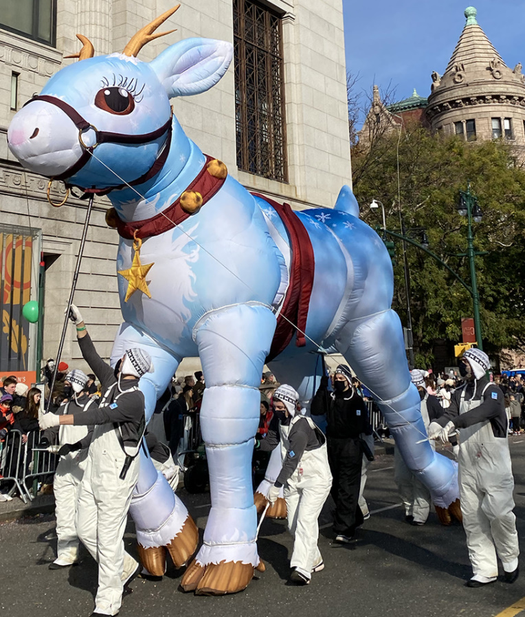 Tiptoe | Macy's Thanksgiving Day Parade Wiki | Fandom