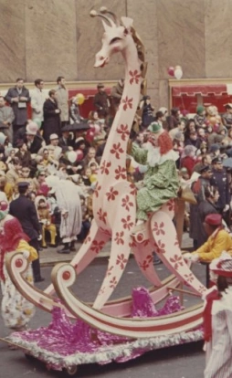 Rocking Giraffe | Macy's Thanksgiving Day Parade Wiki | Fandom