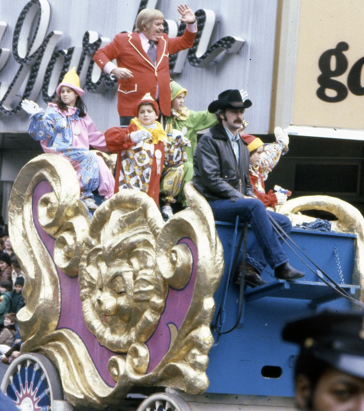 Circus Wagon | Macy's Thanksgiving Day Parade Wiki | Fandom