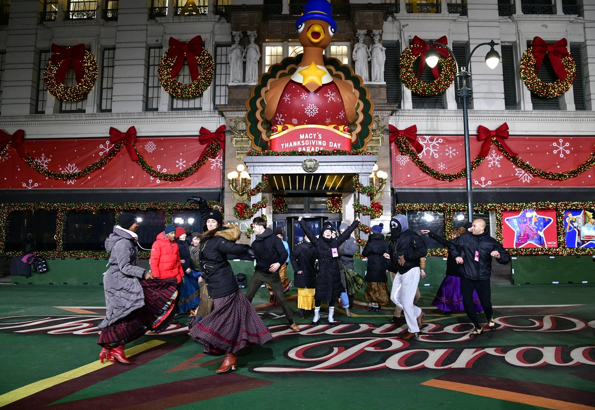 Large Group and Talent Rehearsals | Macy's Thanksgiving Day Parade Wiki ...