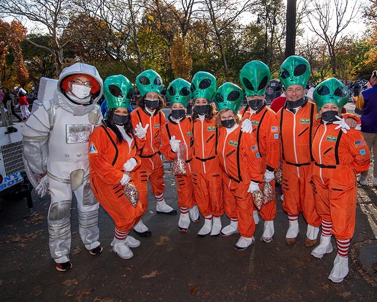 Spacey Clowns | Macy's Thanksgiving Day Parade Wiki | Fandom