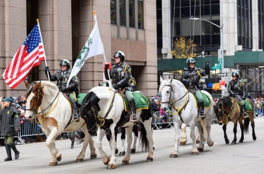 NYC Parks Mounted Unit | Macy's Thanksgiving Day Parade Wiki | Fandom