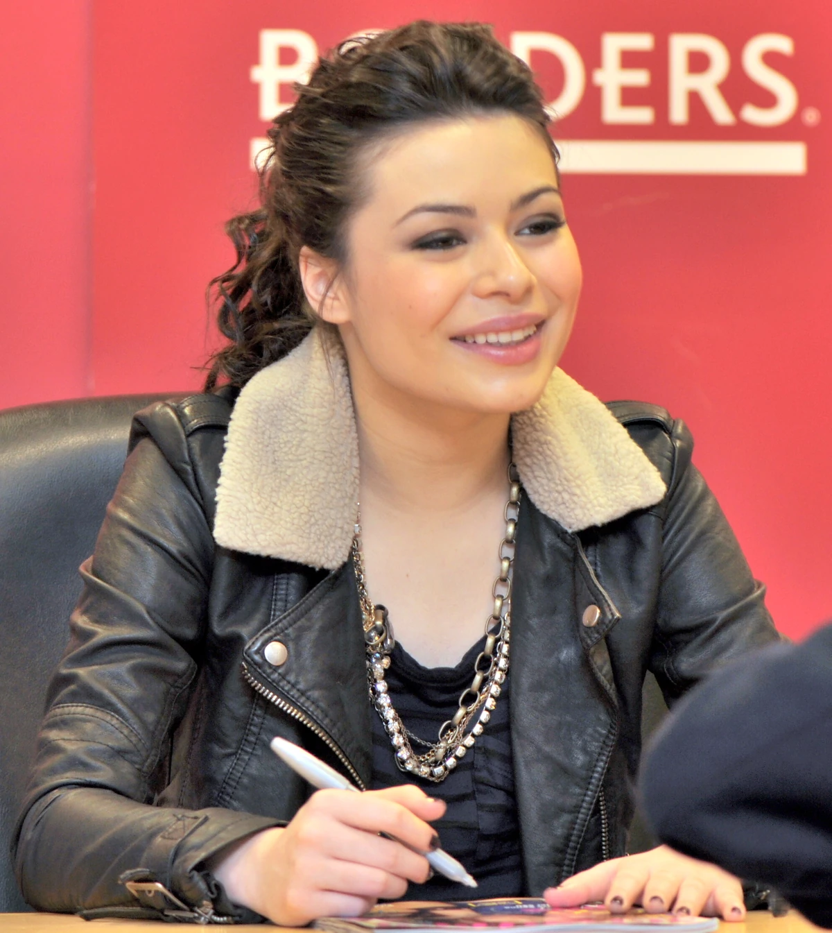 Miranda Cosgrove | Mad Cartoon Network Wiki | Fandom