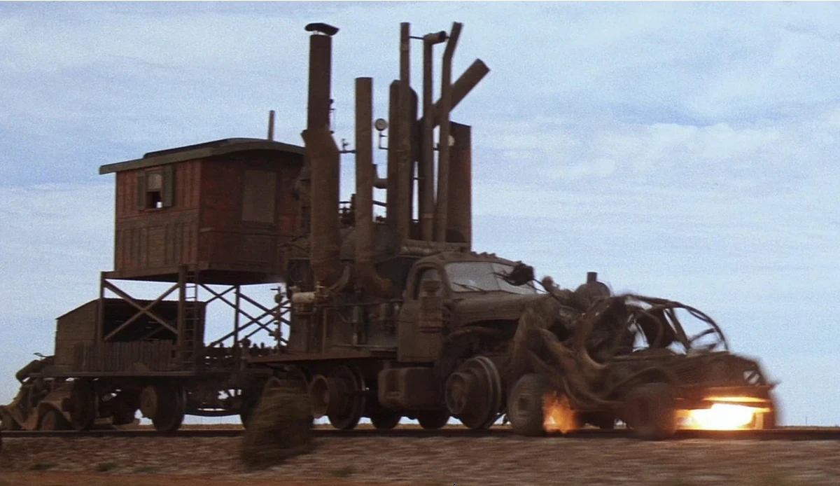 Camion-train | Wiki MAD MAX | Fandom