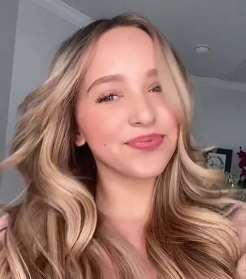 Lilliana Ketchman | Maesi Jeane Caes Wiki | Fandom