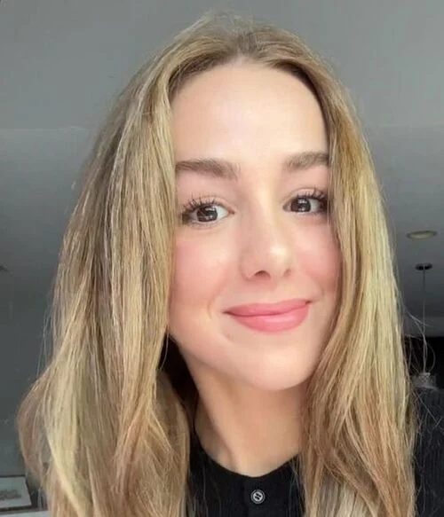 Category:Caucasian/White | Maesi Jeane Caes Wiki | Fandom