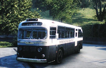 Parry Prison Bus | Mafia Wiki | Fandom
