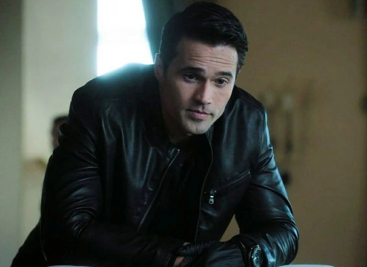 Brett Ward | Mafia Fanon Wiki | Fandom