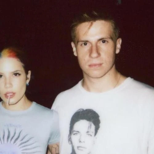 John Cunningham | Maggie Lindemann Wiki | Fandom