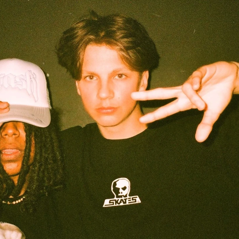 kmoe | Maggie Lindemann Wiki | Fandom