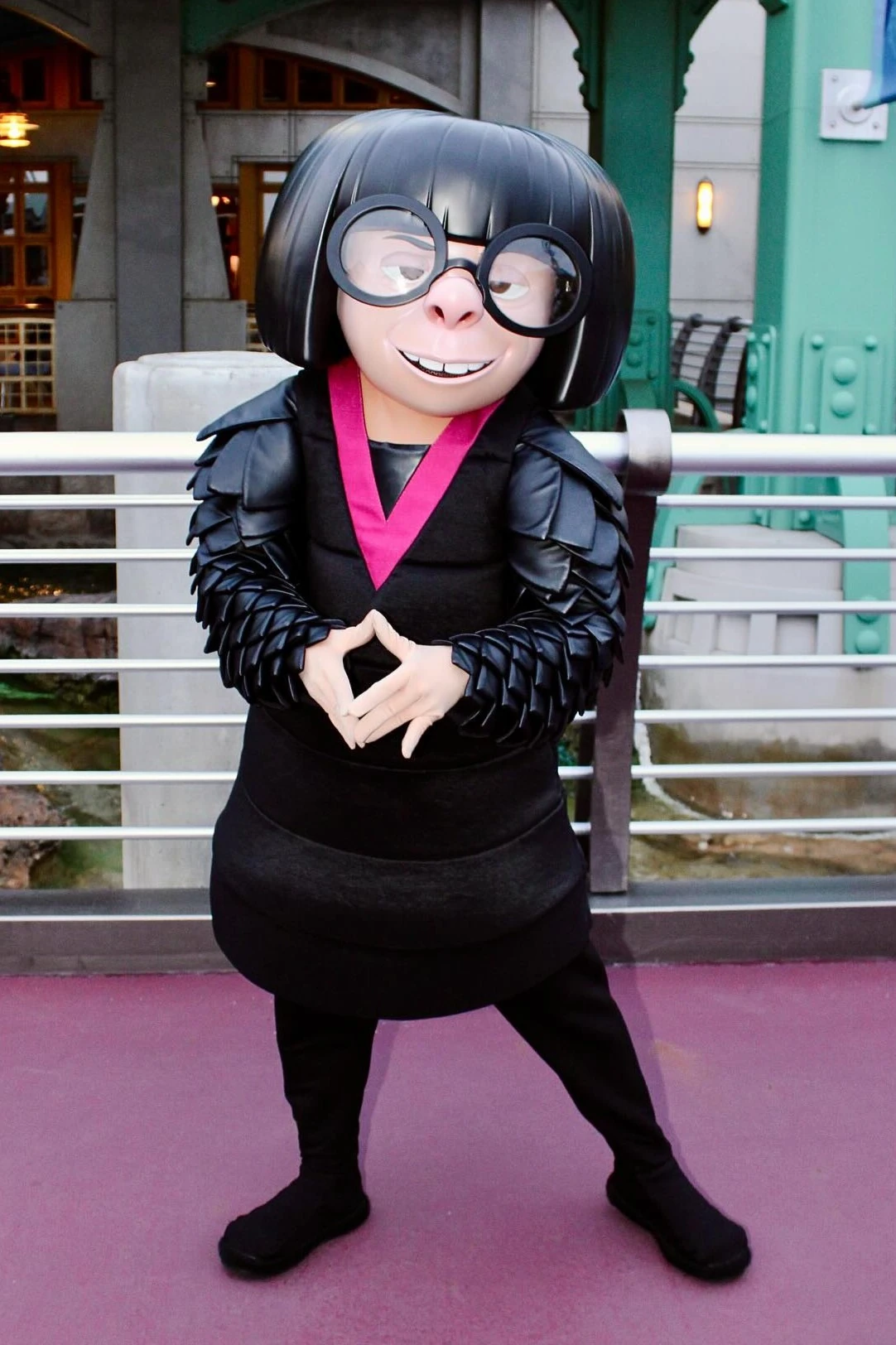 Edna Mode | MagicMarker Wiki | Fandom